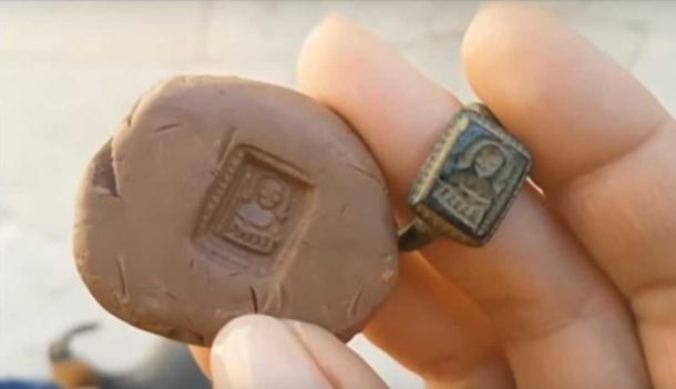 Medieval Ring Unearthed in the Shadow of Armageddon | Ancient Origins