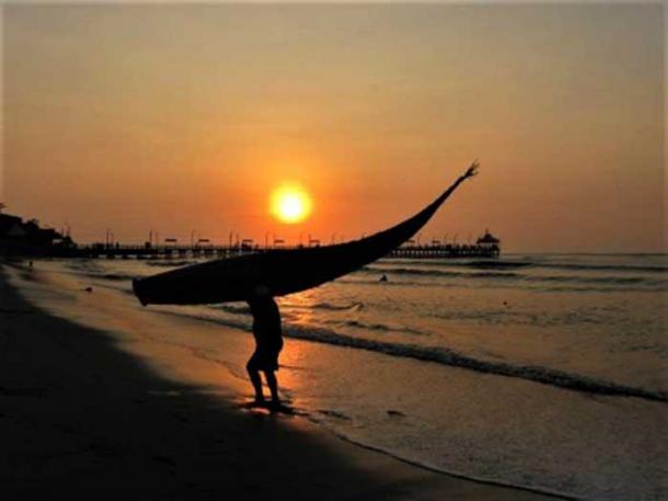 Riding Peruvian Waves for 2000 Years on the Totora Reed Raft | Ancient ...