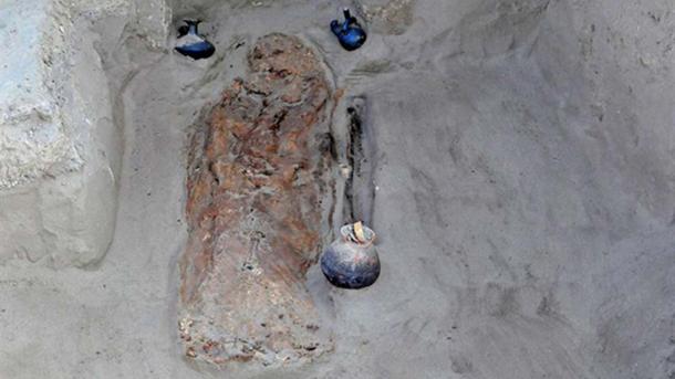 Graves Hinting at Child Sacrifice Found Near Temple Ruins in Peru ...