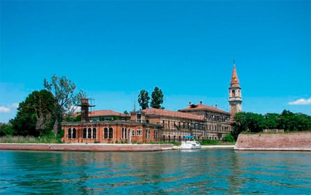 The Haunted Plague Island of Poveglia: A Dark and Twisted Past ...