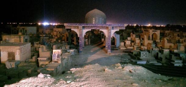 Wadi Al-Salam: Magnificent Ancient Cemetery in Iraq is Largest in the ...