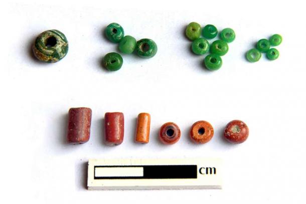 Keeladi Excavations in India Unearth Rare Dagger Over 2,200 Years Old ...