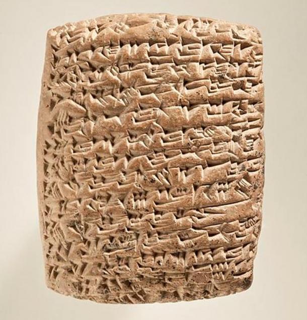 Ancient Persian Cuneiform Contract and Artifacts Discovered in Bahrain ...
