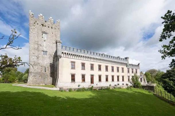 10,000 Years of History Up for Sale: Fancy Your Own Irish Castle ...