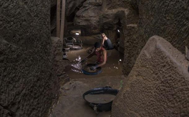 A 3,500 Year Old Waterlogged Desert Tomb In Egypt Is “A Soup” Of Human ...
