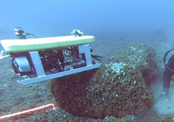 9,000-year-old complex hunting structures found beneath the Great Lakes ...