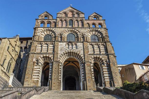 Le Puy-en-Velay, A Small French Town with a Large Legacy | Ancient Origins