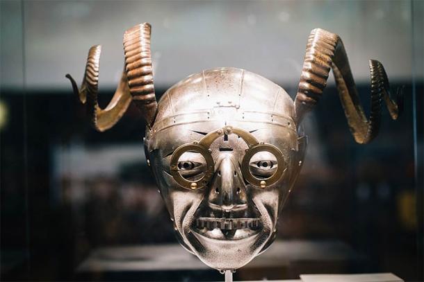 The Perplexing Horned Helmet of Henry VIII | Ancient Origins