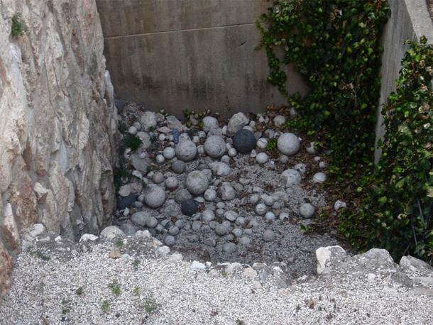 Another “Cursed” Roman Ballista Ball Is Returned in Israel | Ancient ...
