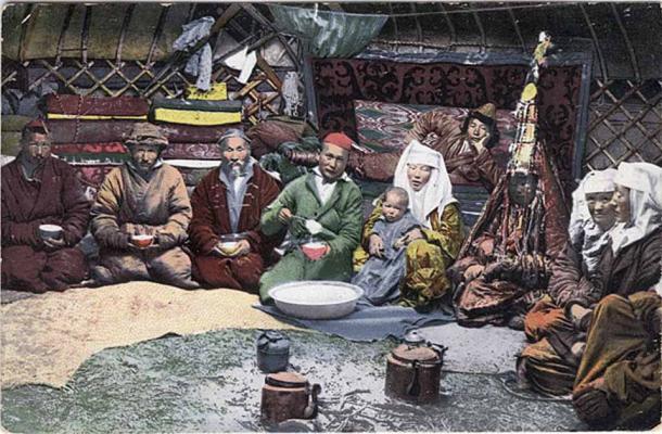 From Nomads to Glampers: The History of the Yurt | Ancient Origins