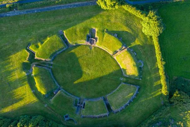 Romanitas in Early Medieval Wales: The Evidence of Latin Standing ...