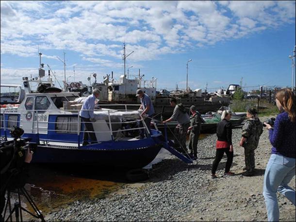 1,200-Year-Old Mummies of Adult and Baby Found Cocooned in Copper, Fur ...