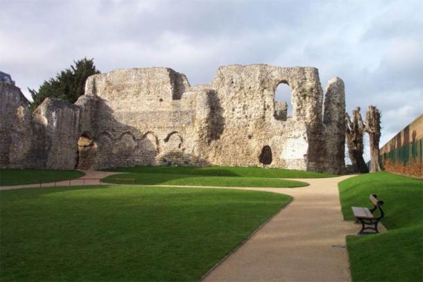 Reading Abbey: Ruins Are A Reminder of Medieval Religious Strife ...