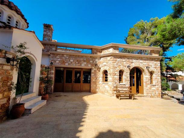 The Tragic History of Saint Ephraim Monastery in Greece | Ancient Origins