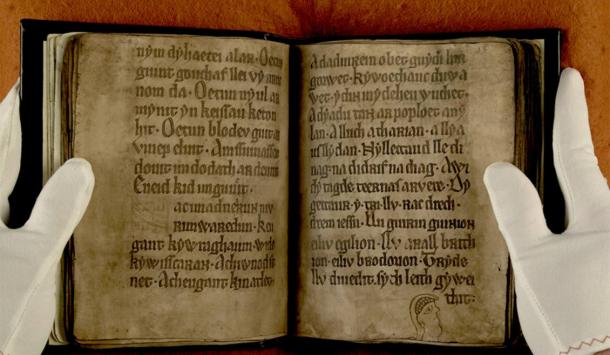 Ultraviolet light reveals hidden text in ancient book of Arthurian ...