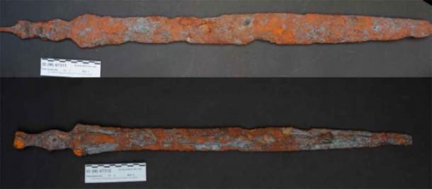 Exceptionally Preserved “Still Shining” Bronze Age Sword Unearthed in ...
