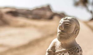 The Indus Valley Civilization: An ornamented past, revealed in 5,000 ...