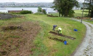 Elite Viking Burial Boat Discovered 30ft Underground in Norway ...