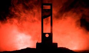 guillotine | Ancient Origins