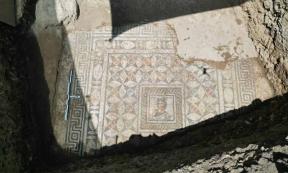 Take Heed Of The Jovial Roman Skeleton | Ancient Origins