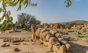 Atlas: The God with the World on His Shoulders | Ancient Origins